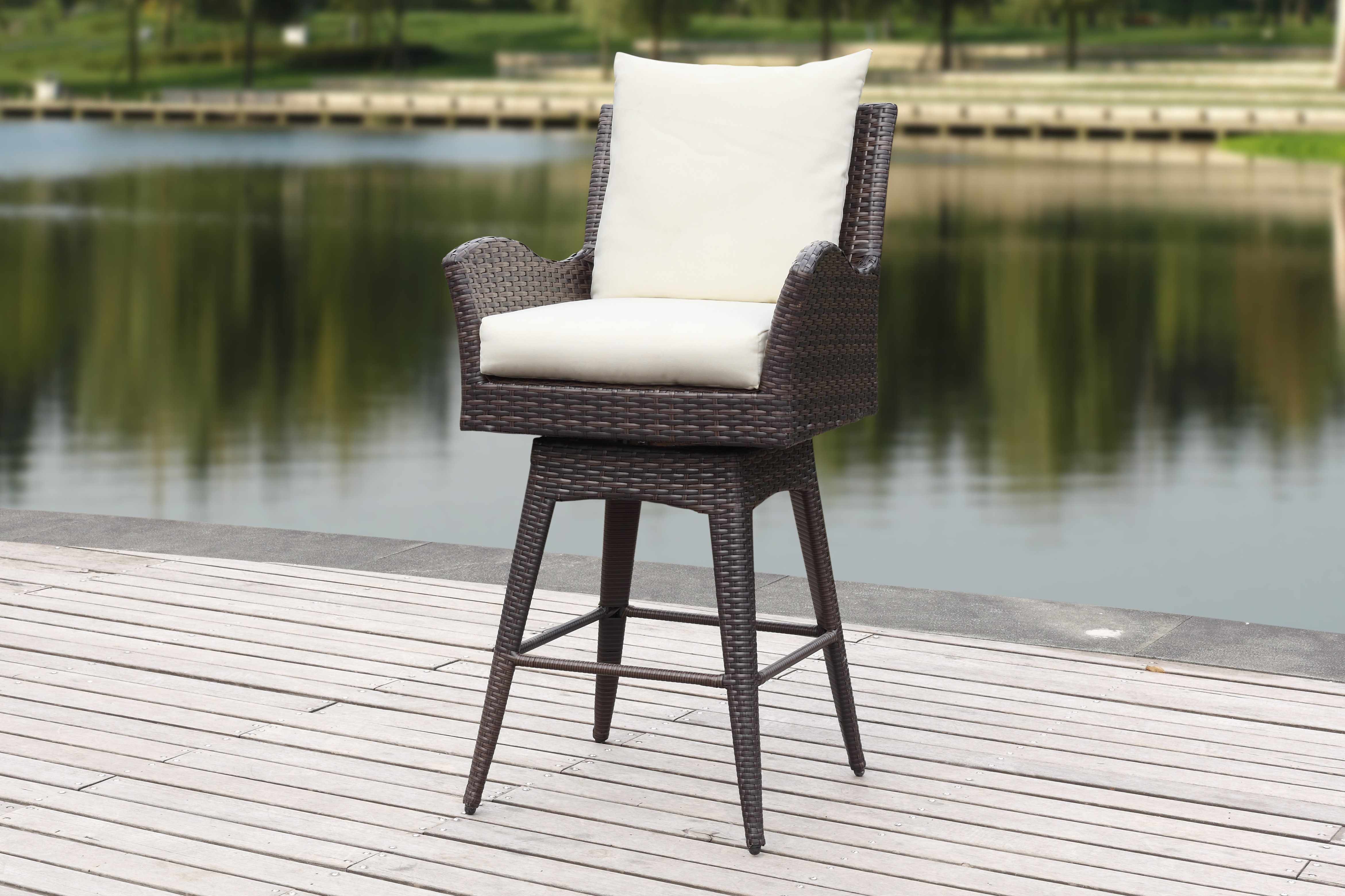 Latitude Run® Carstarphen Wicker Outdoor Stool with Cushion & Reviews ...