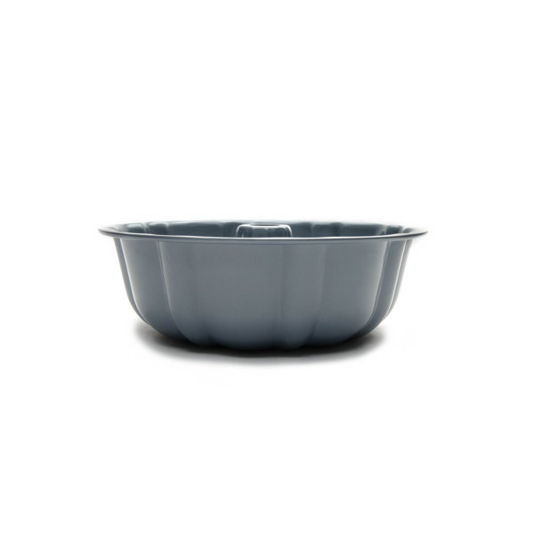 Fox Run Brands Non-Stick Fluted Cake Pan with Center Tube & Reviews ...