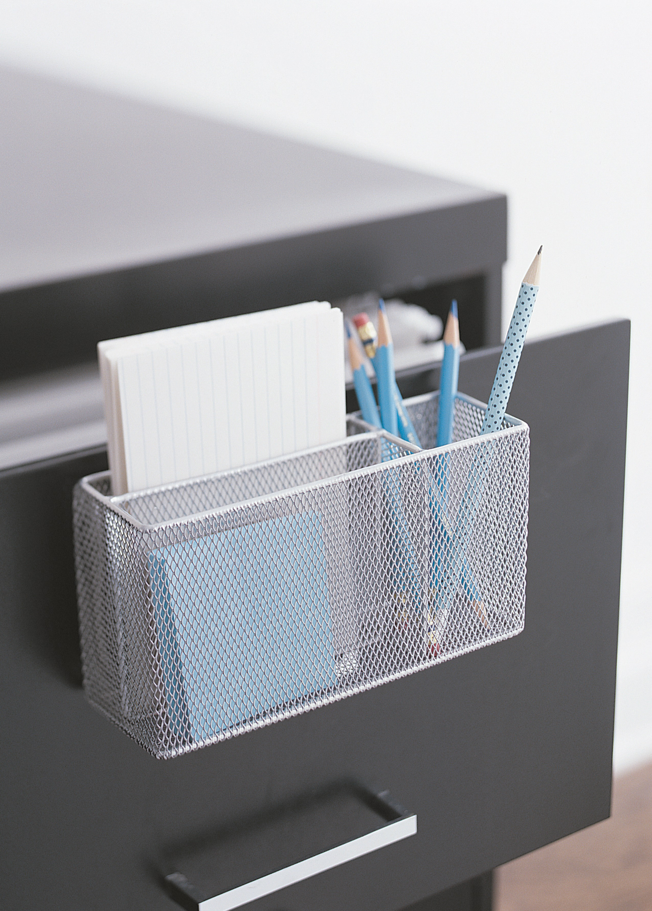 Design Ideas Carmani Mesh Magnet Organizer & Reviews | Wayfair