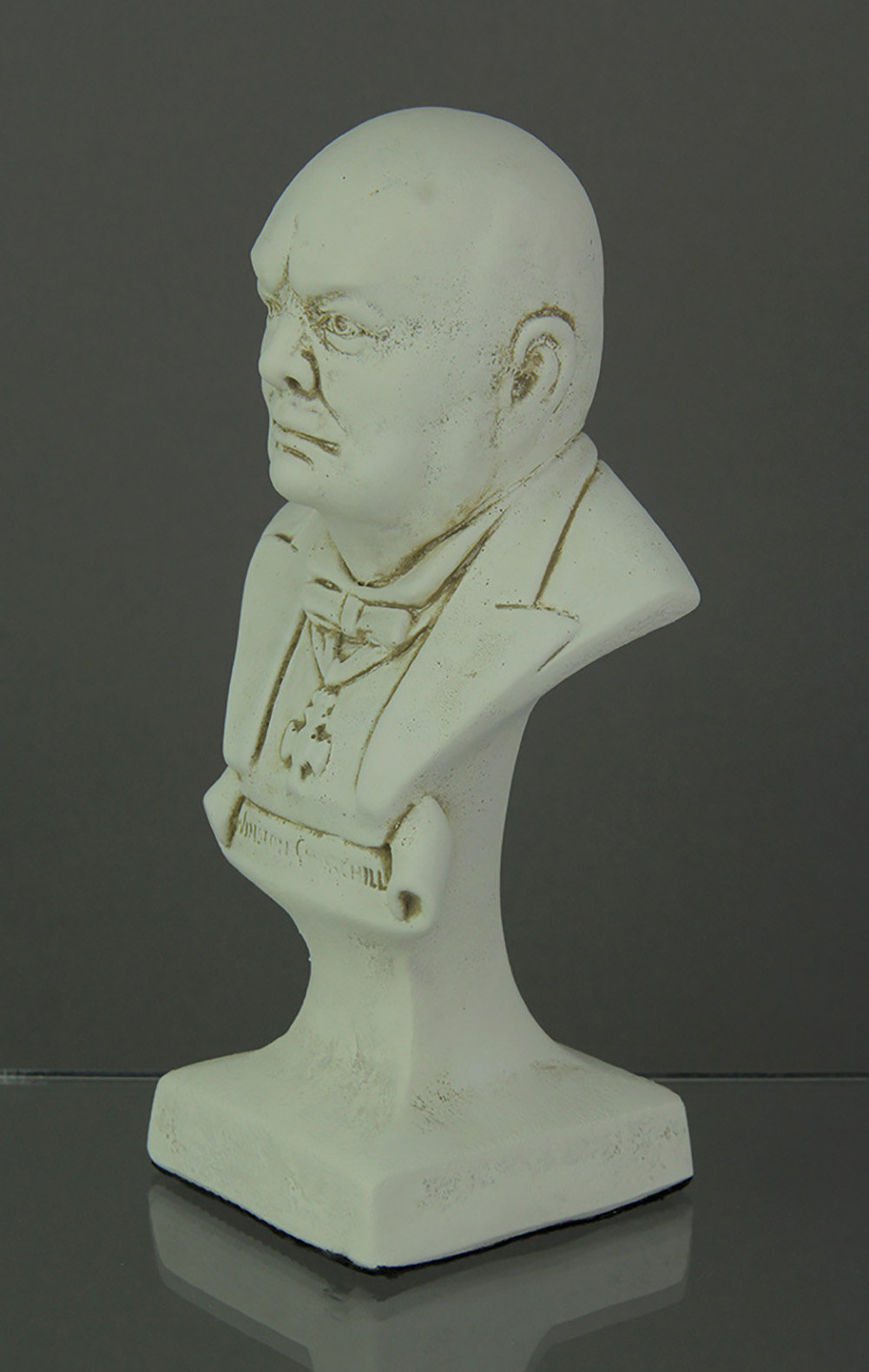 Bloomsbury Market Kalessa Museum Winston Churchill Bust Figurine | Wayfair