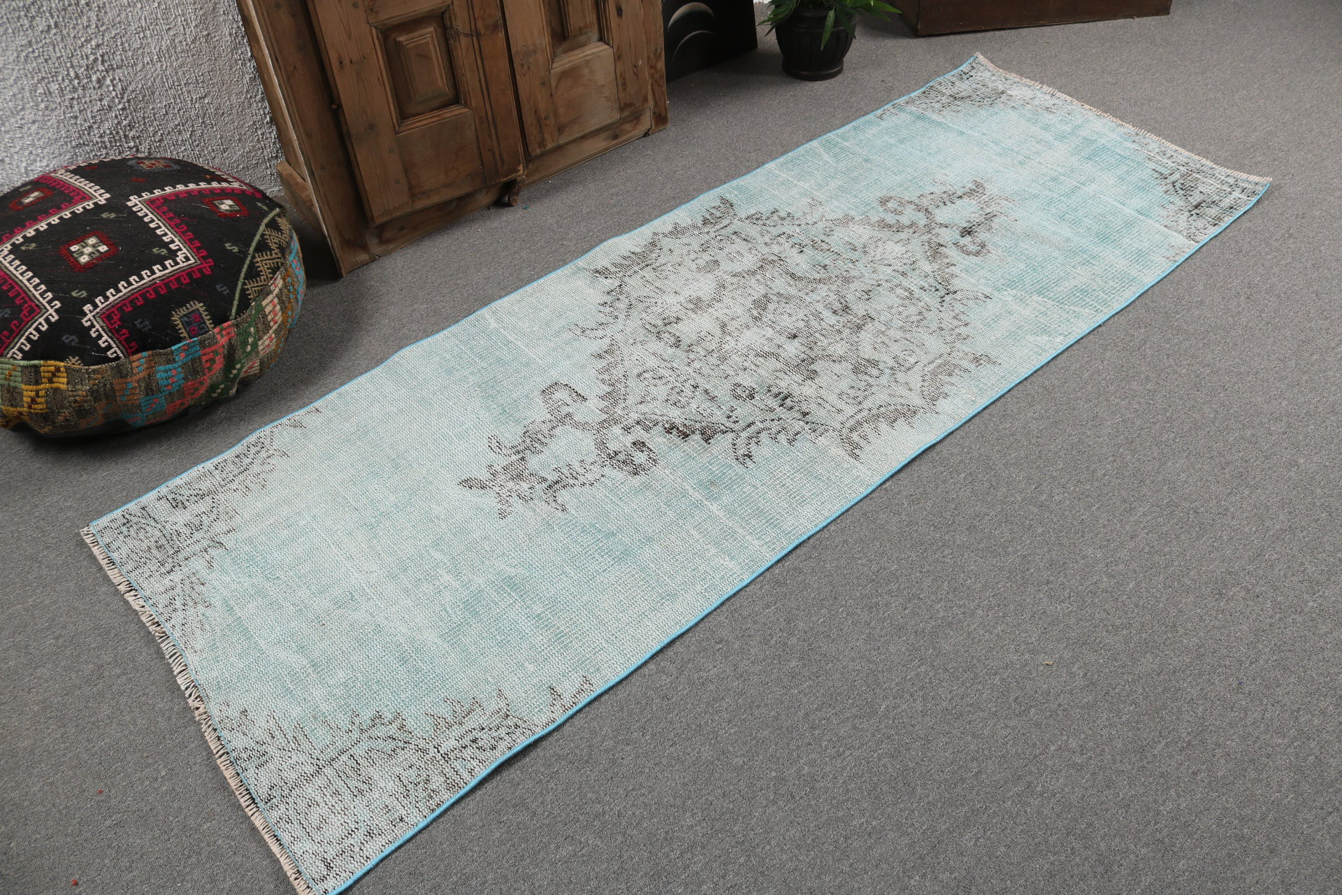 Bungalow Rose Exquisite Traditional Turkish Rug Amplifies Any Living ...