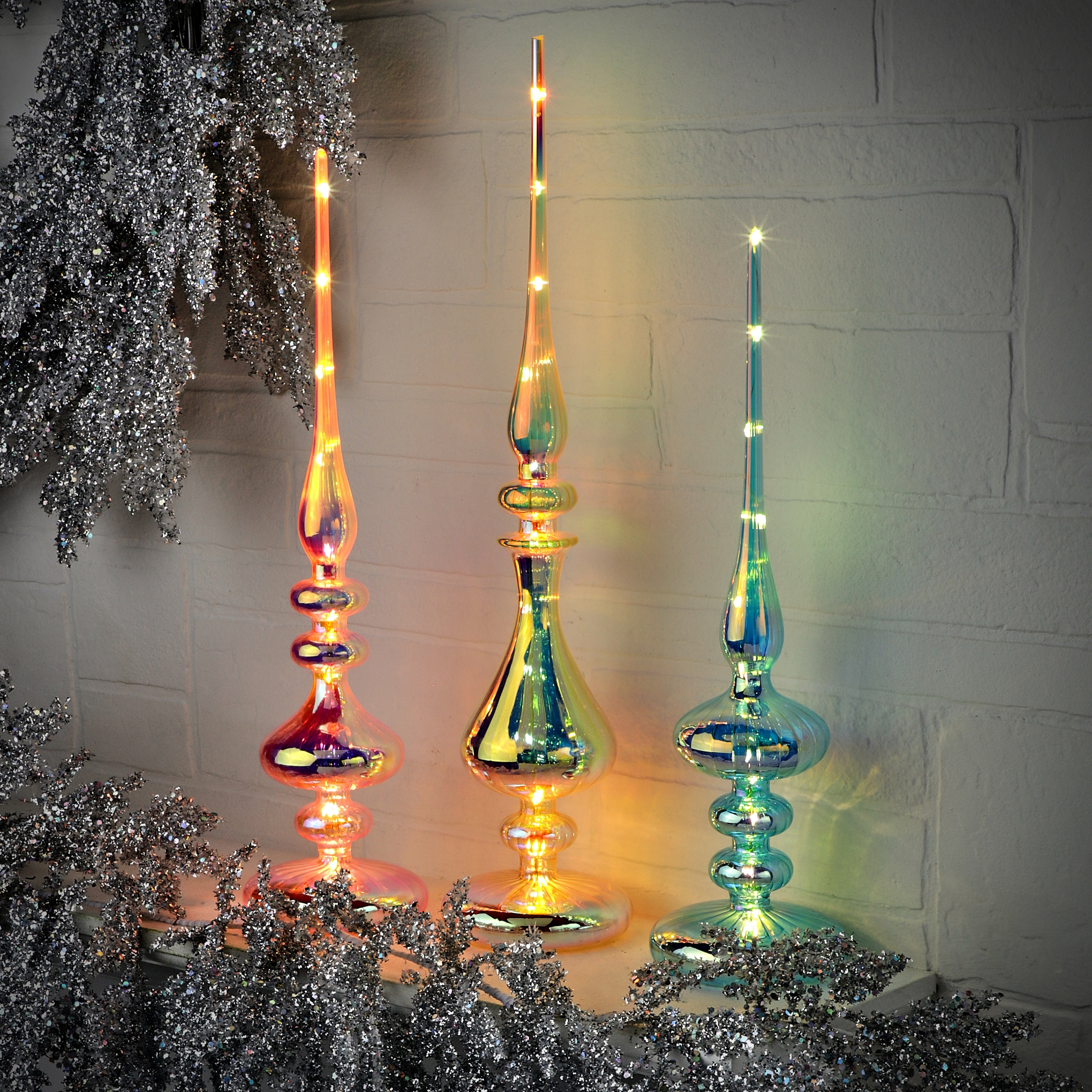 The Holiday Aisle® 15" LED Glass Obelisks & Reviews | Wayfair