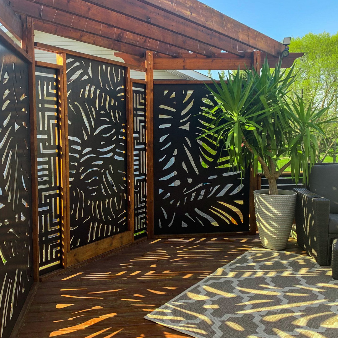 CORE Landscape Products 1 ft. H x 6 ft. W Labyrinth Design PVC Privacy ...