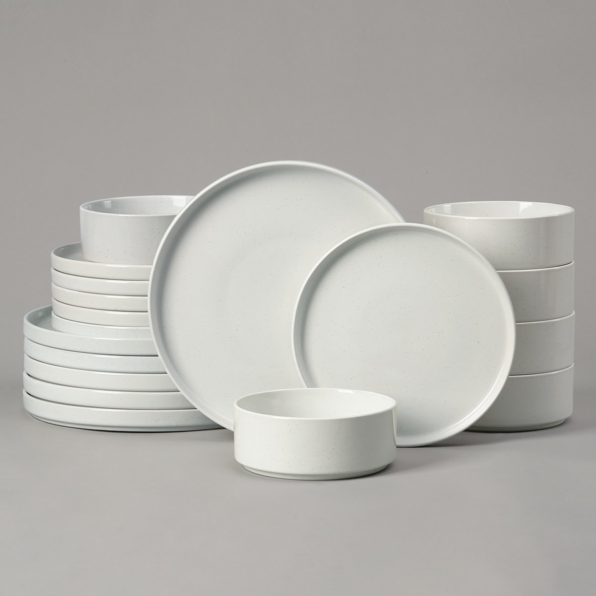 Famiware 18-Piece Dinnerware Sets, Stoneware Dish Set (Set of 6 ...