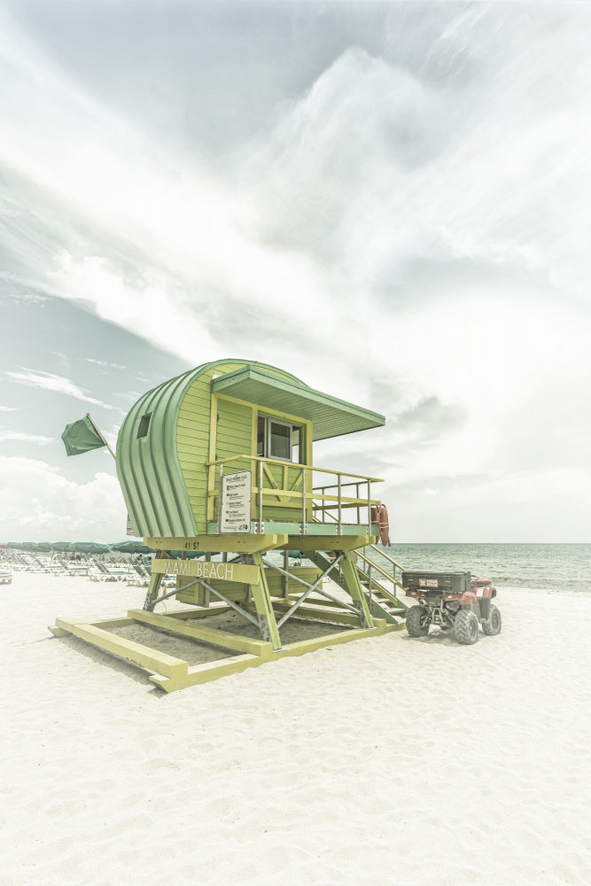 Beachcrest Home Vintage Florida Flair at Miami Beach | Wayfair.ie