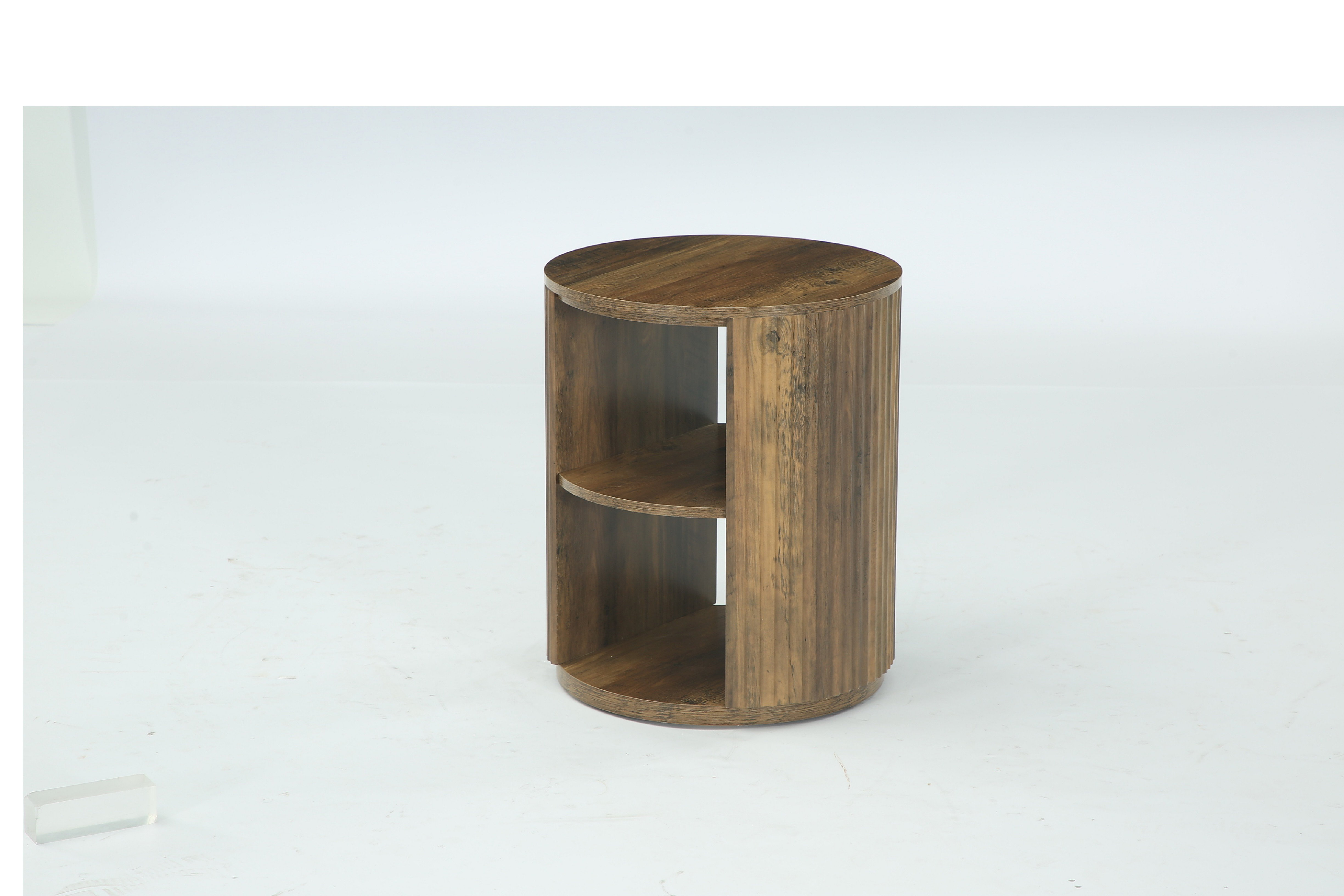 Millwood Pines Round Fluted End Table, Farmhouse Round Side Table with ...