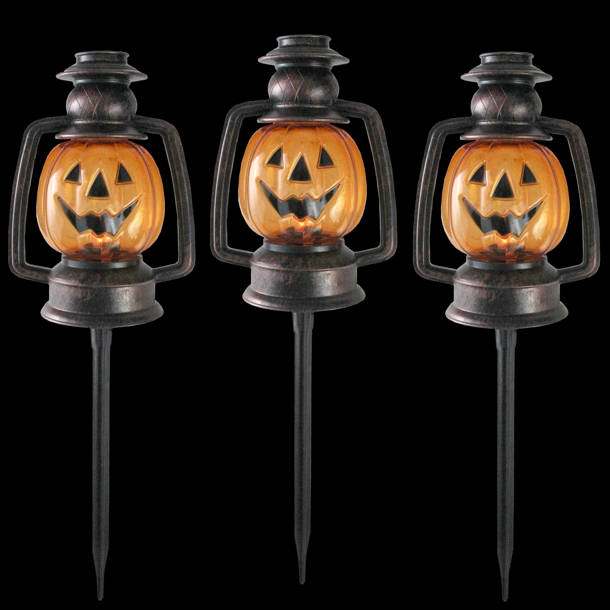 The Holiday Aisle® Outdoor Halloween Pumpkin Stack Inflatable & Reviews ...