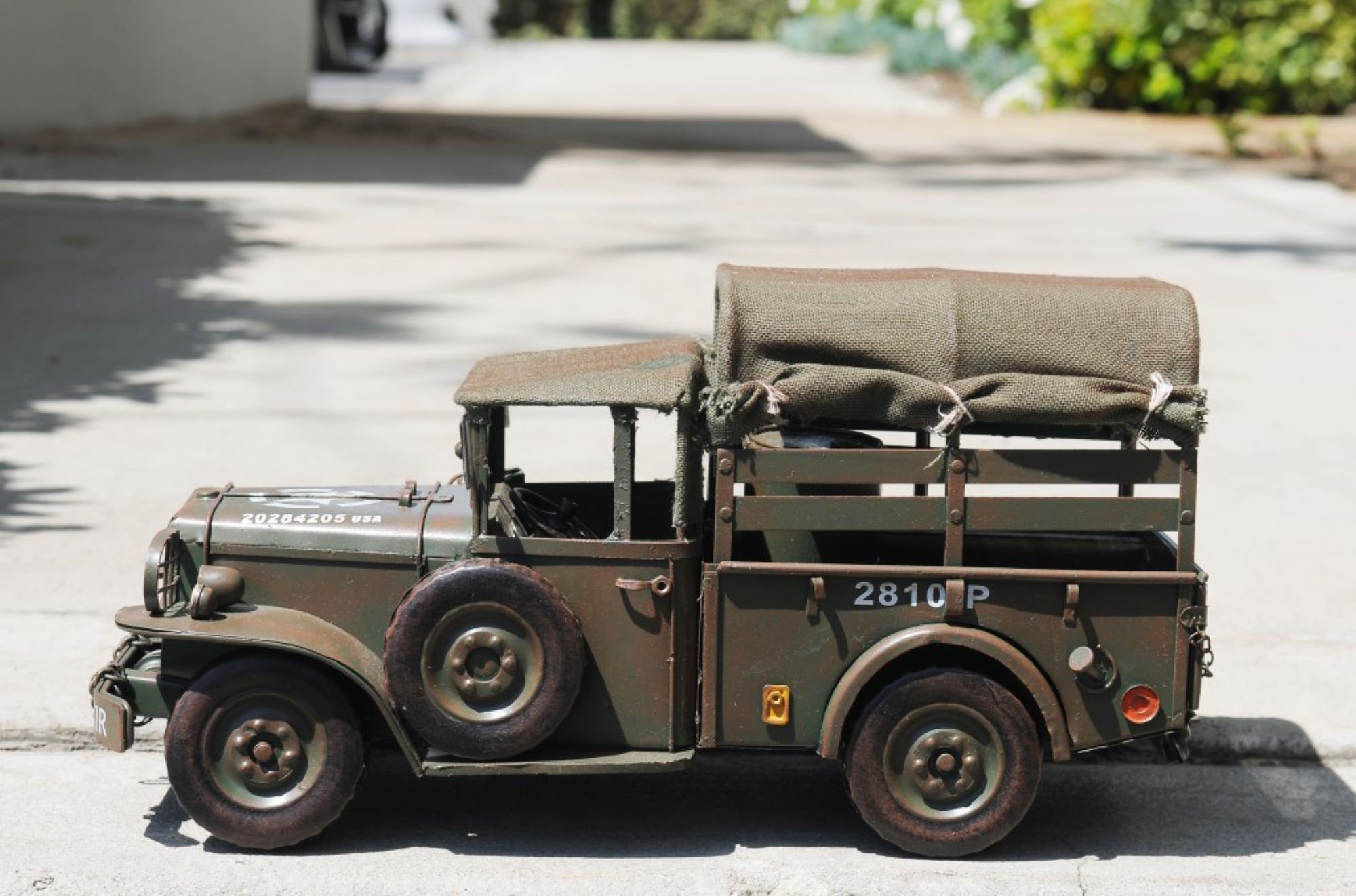 Williston Forge C1941 30 CWT Chevrolet 1533X2 Sculpture | Wayfair