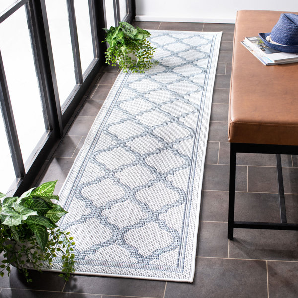 Charlton Home® Murielle Performance Machine Washable Geometric Rug ...