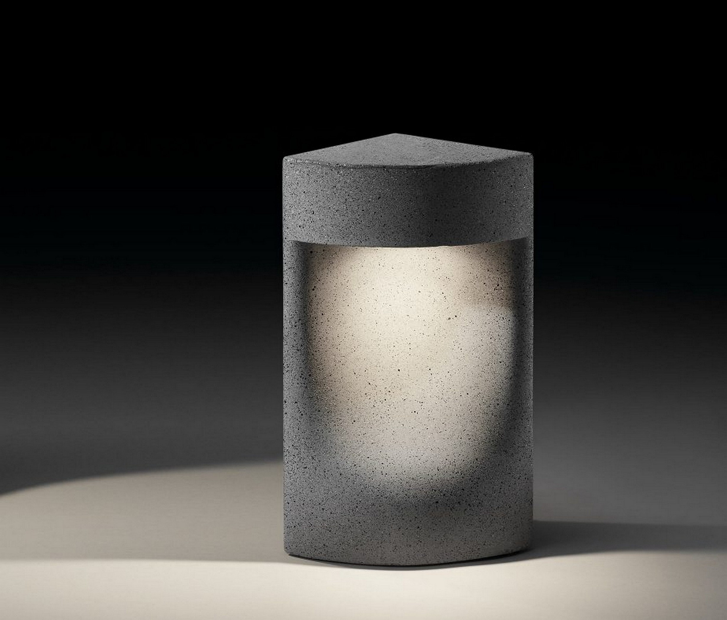 Bover Moai Gray Integrated LED Metal Bollard Light | Wayfair