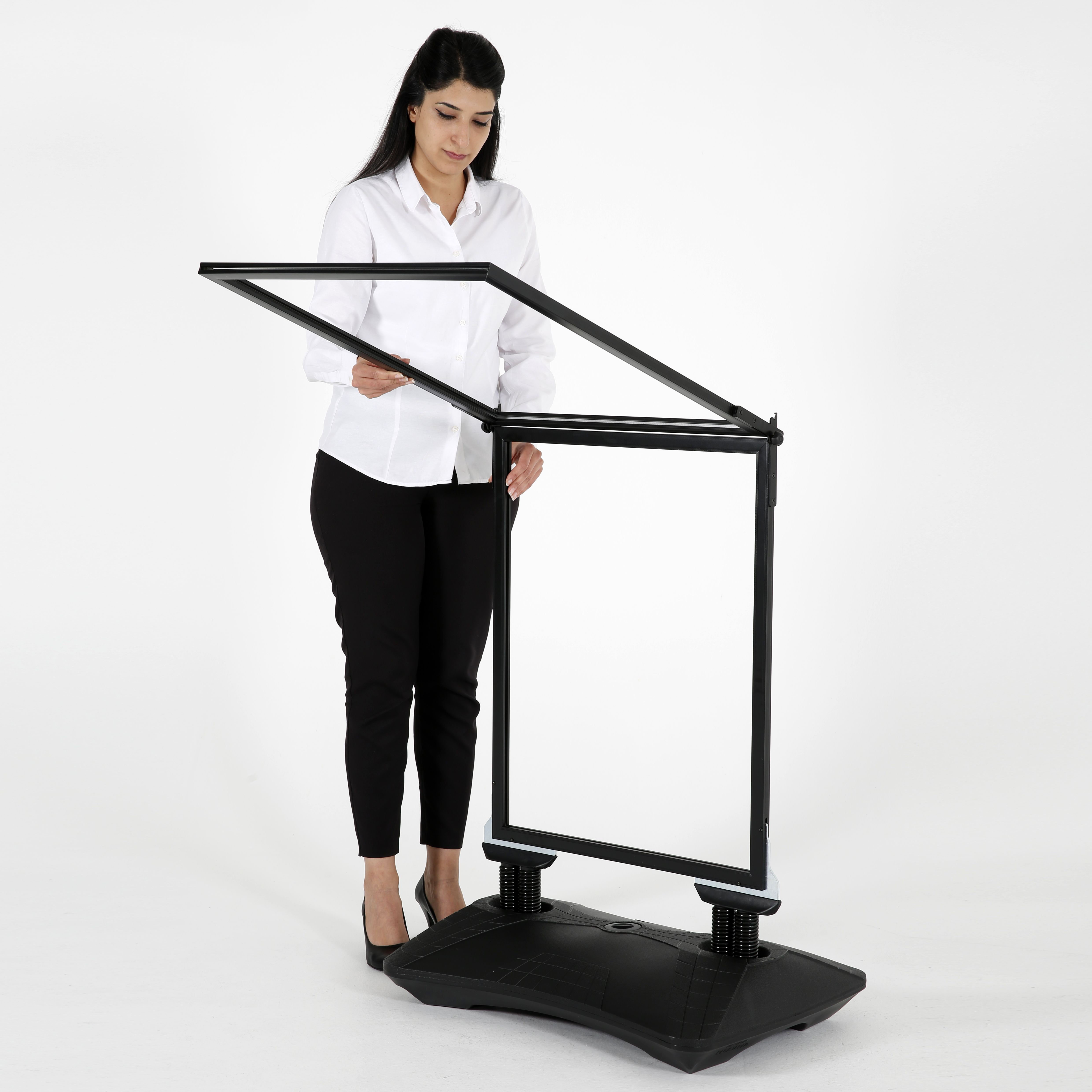 MT Displays Windpro Slim 2 Tier Wind Resistant Outdoor Pavement ...