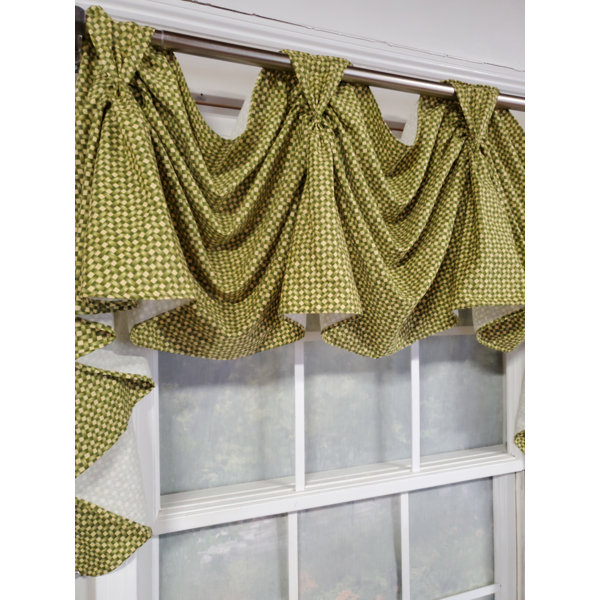 RLF Home Trellis 3-Scoop Victory Swag | Wayfair