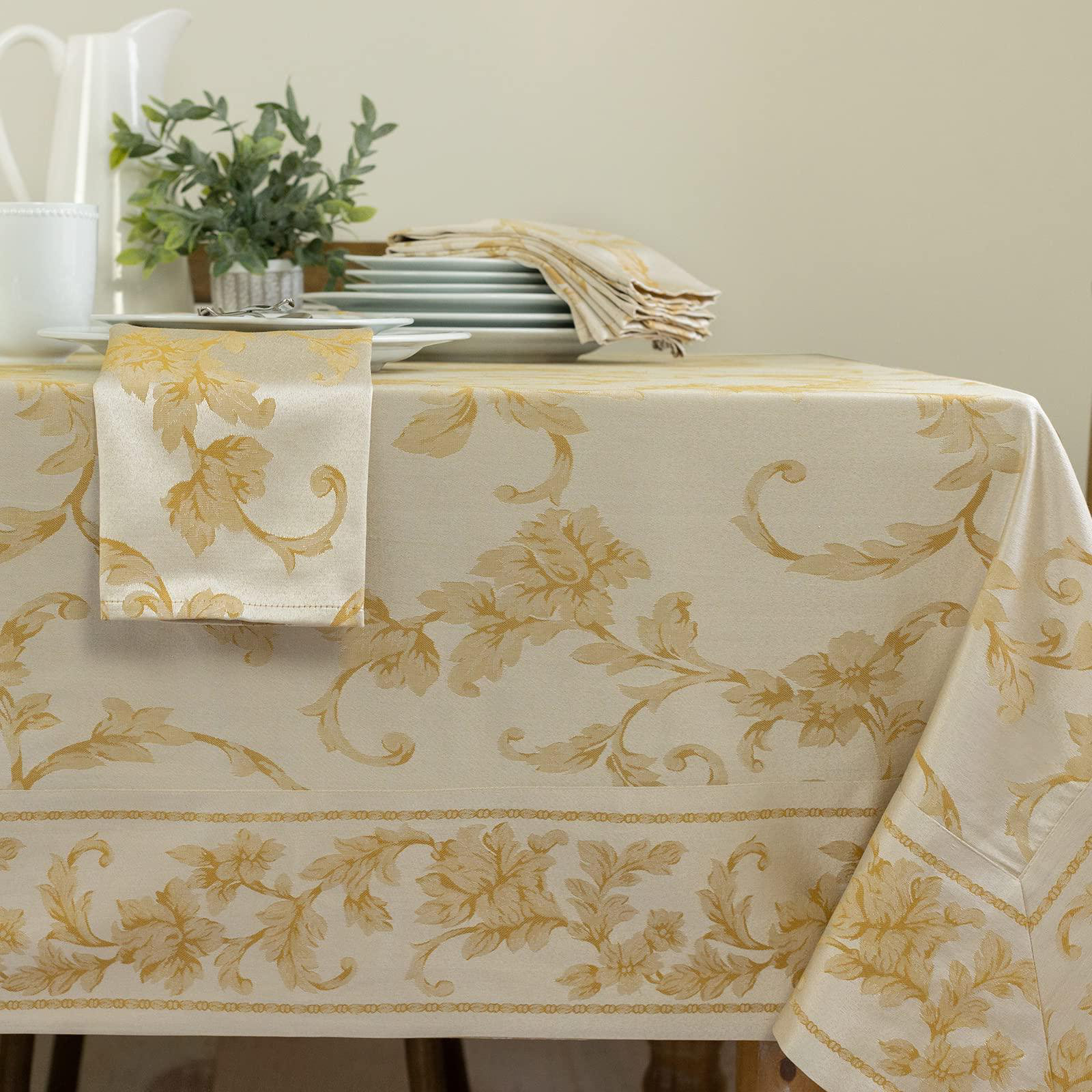 Darby Home Co Harmony Scroll Woven Damask Tablecloth | Wayfair
