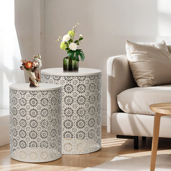 Dakota Fields Set Of 2 Hollow-Carved Round Metal End Tables & Reviews ...