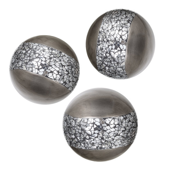 Create a stunning centerpiece with our decorative orbs in unique designs
