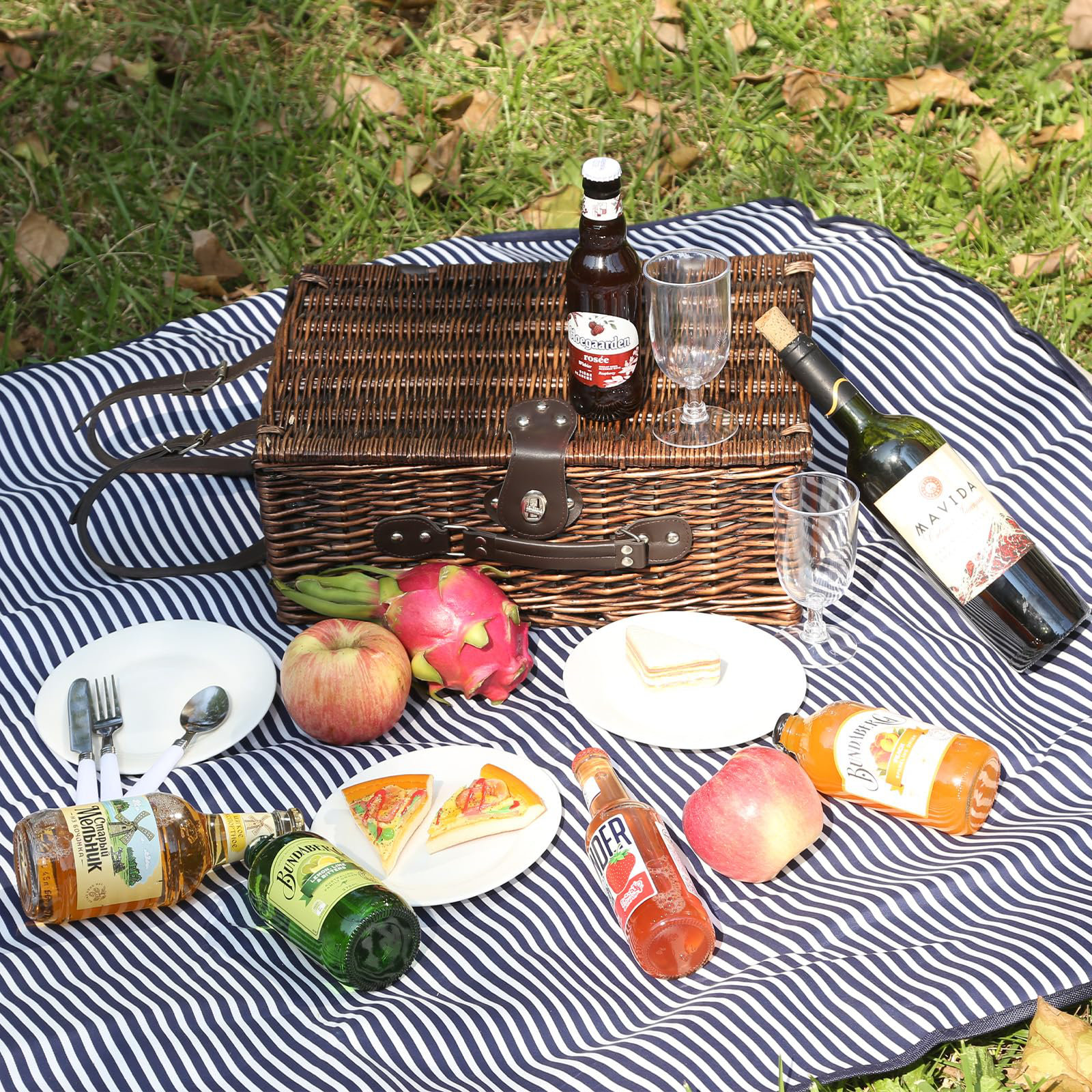 One Allium Way® Picnic Basket for 4 Persons with Waterproof Picnic ...