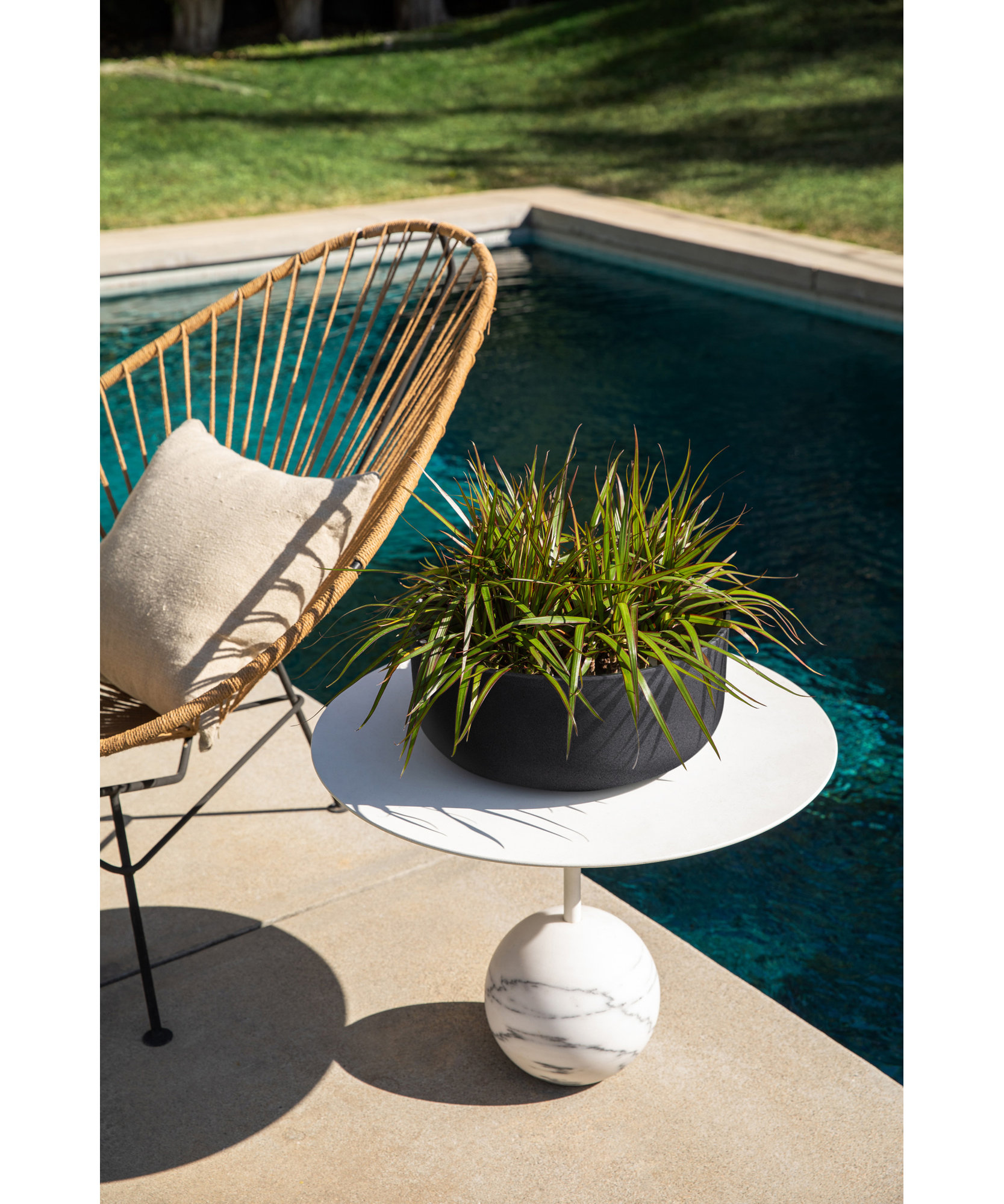 Veradek Mason Series Kona Bowl Planter & Reviews | AllModern