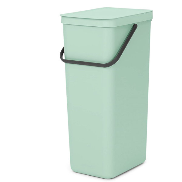 NIHAISHI Plastic Manual Lift Trash Can ( 10.6 Gallons ) | Wayfair