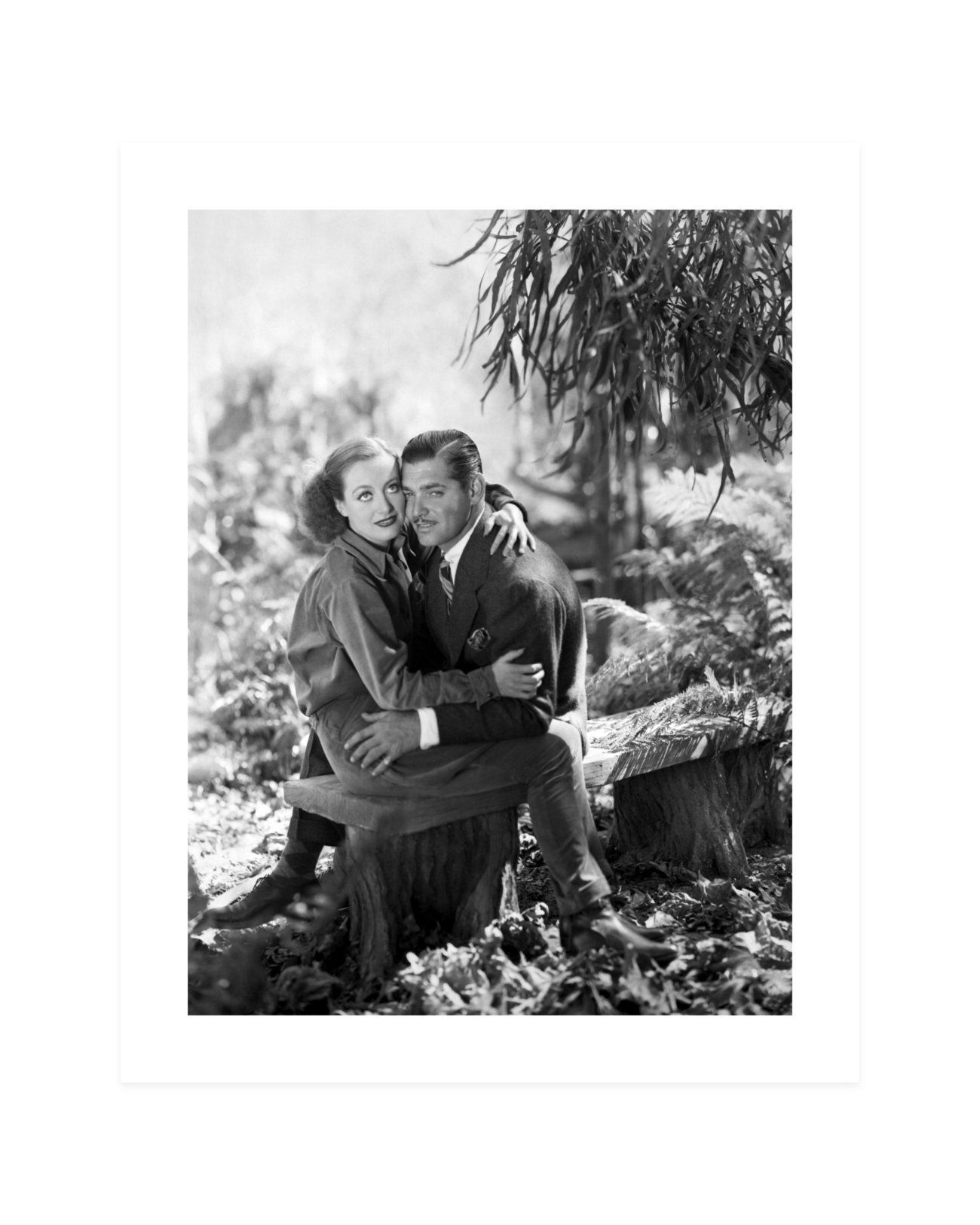 Globe Photos Entertainment & Media Clark Gable Embracing Joan Crawford ...