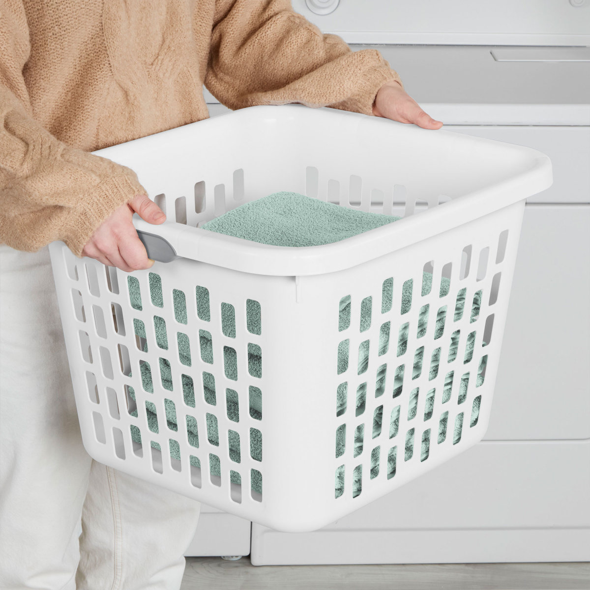Sterilite Laundry Basket, 1.5 Bushel Plastic Hamper with Handles, 24 ...