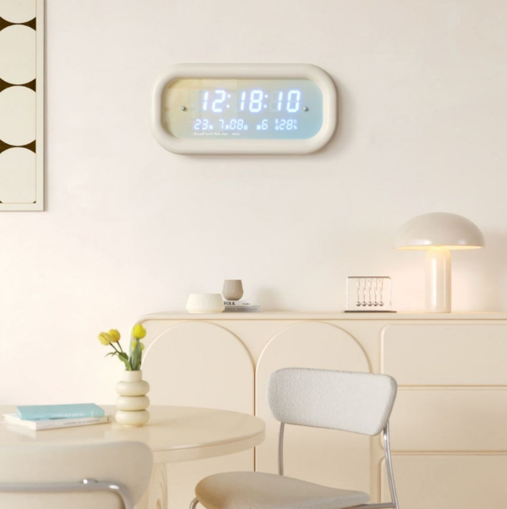 Isabelle & Max™ Bedroom Alarm Clock, Automatic Digital Desk Clock ...