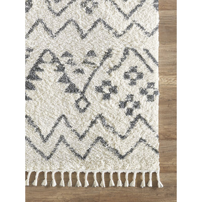 Union Rustic Strine Machine Woven Performance Rug | Wayfair