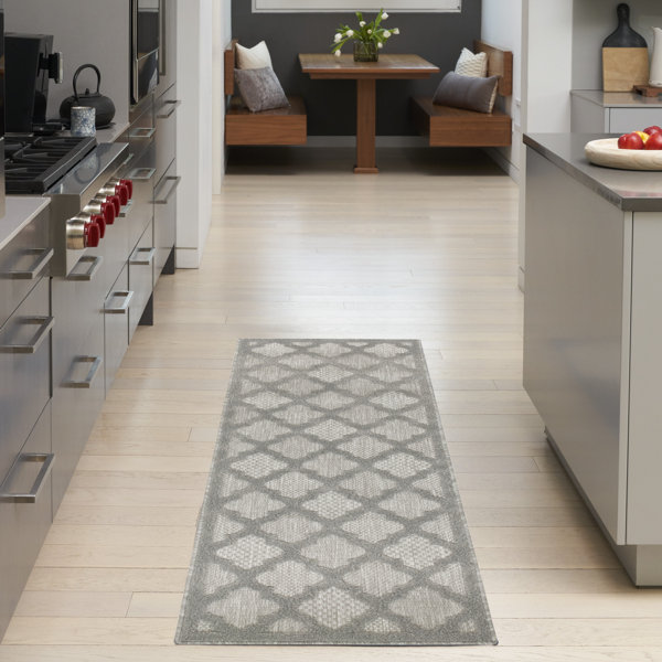 Lark Manor Adianey Red Barrel Studio Easy Care Trellis Silver/Gray ...