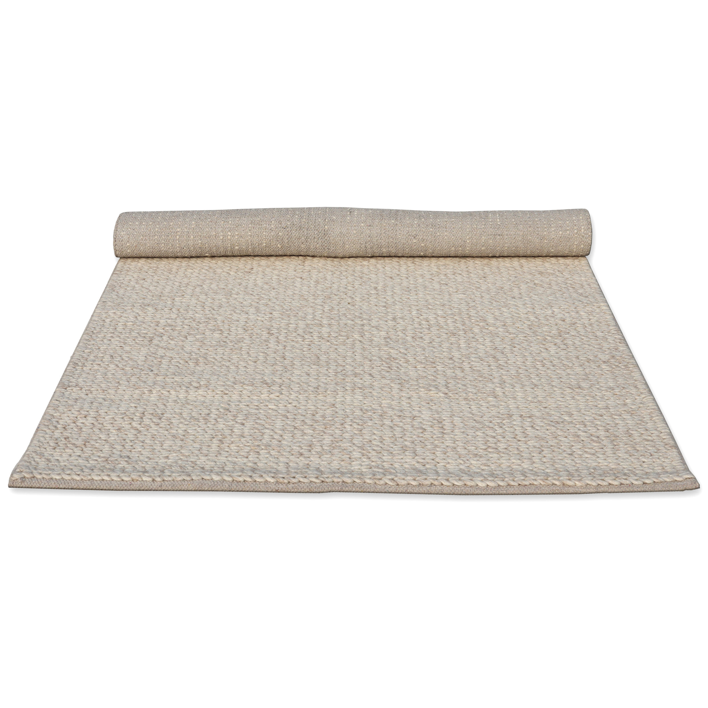 Tufty Home Braided Handmade Weave Medium Pile Ivory Wool Area Rug By ...