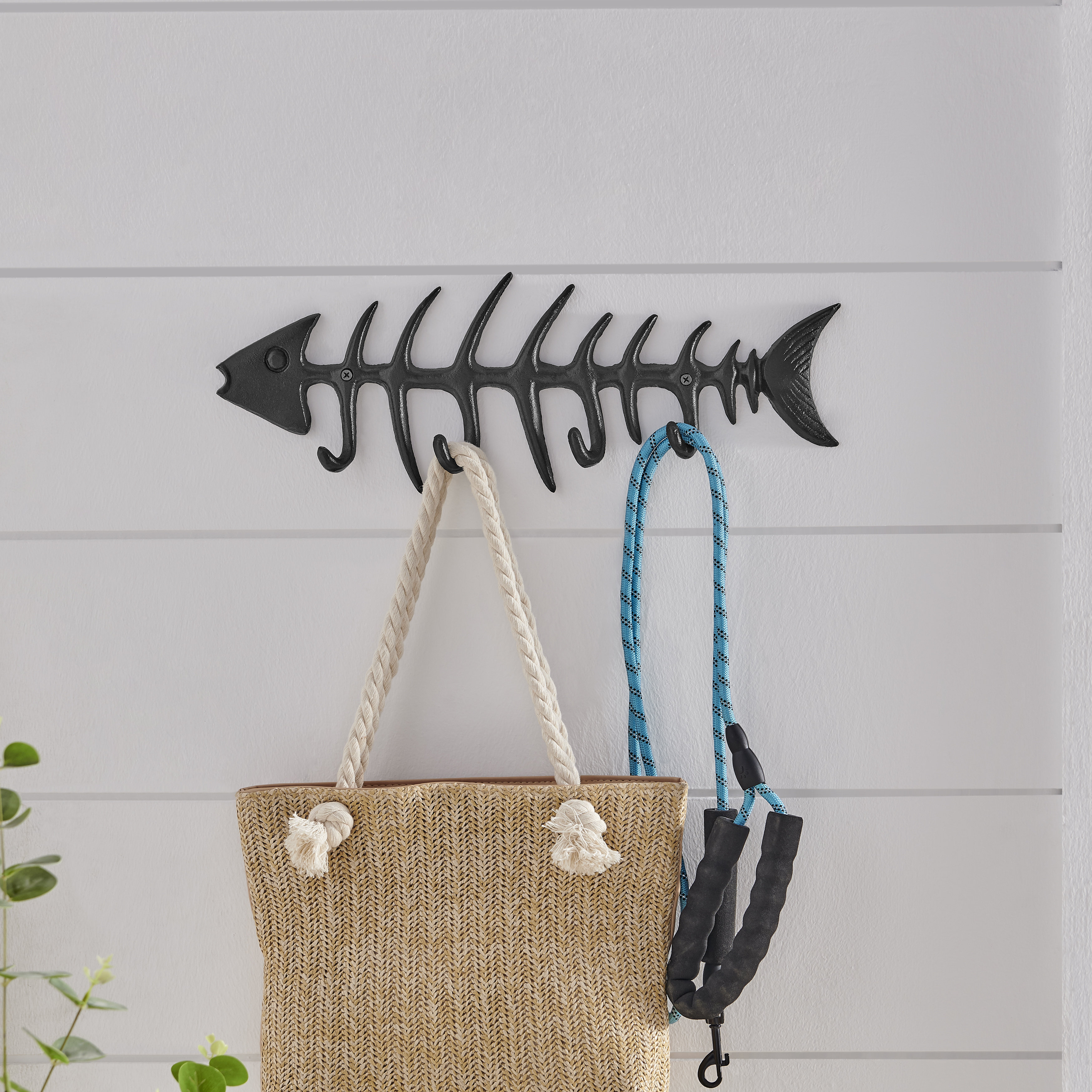 Beachcrest Home™ Dark Brown Cast Iron Fishbone Decorative Wall ...
