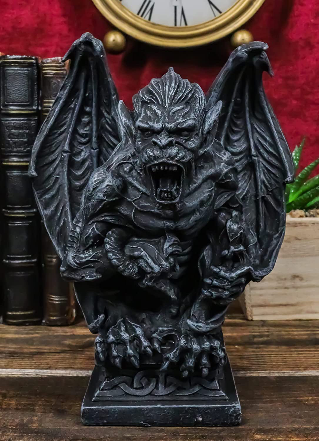 Trinx Gothic Winged Guardian King Kong Ape Man Gargoyle Crouching On ...