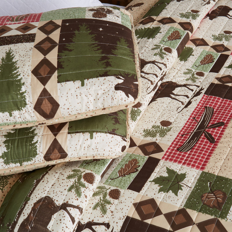 FreshFolds Nature / Animals Lodge Patchwork Quilt Set with Shams ...