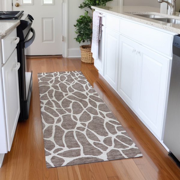 Alcott Hill® Premium Machine Washable Guada AMF1024 Geometric Rug ...