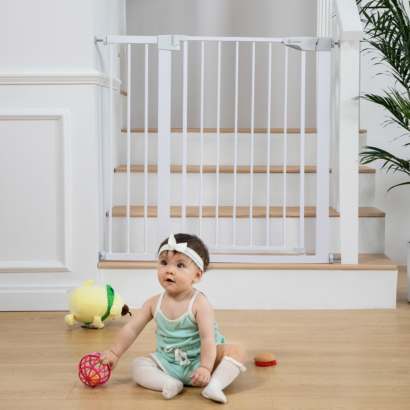 Comomy 36" Tall Auto Close Walk Thru Safety Gate 29.5" - 48.8" Wide ...