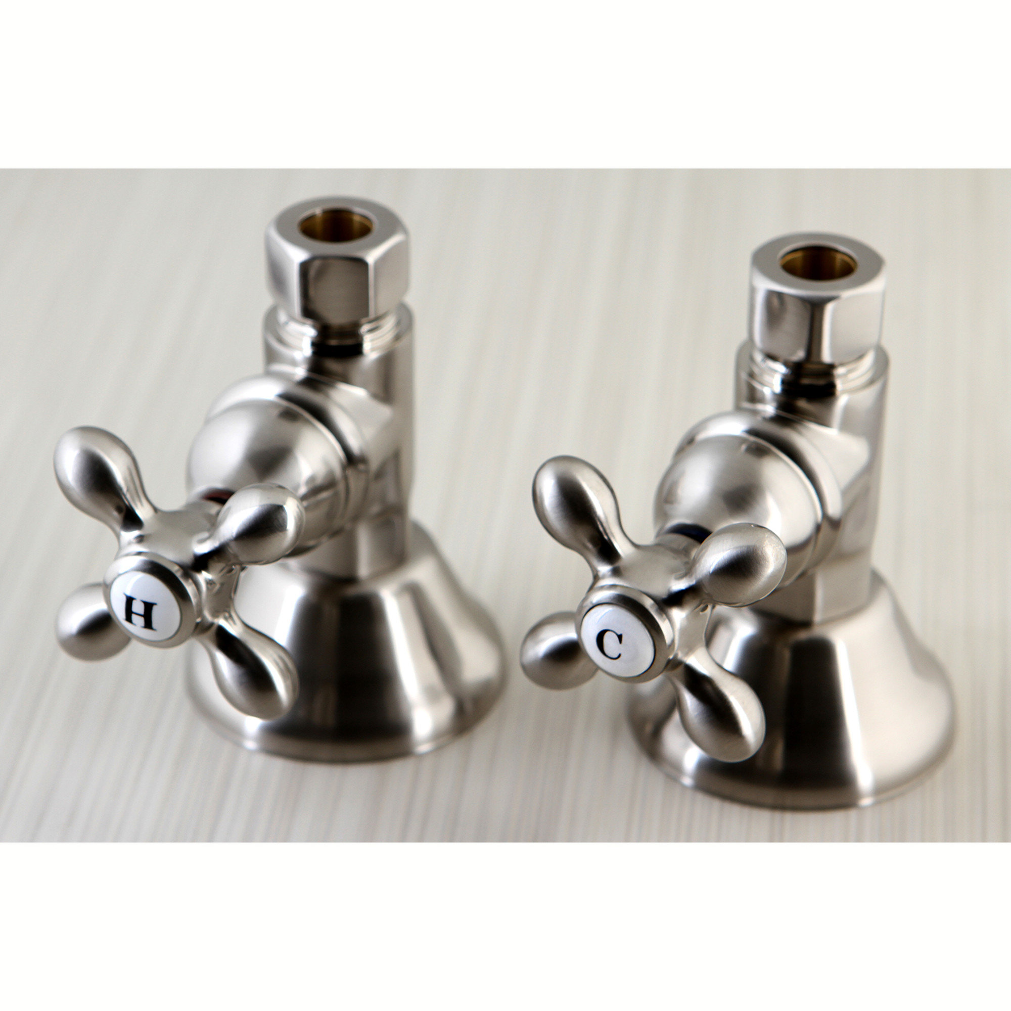 Kingston Brass Trimscape 1/2-Inch FIP x 1/2-Inch OD Comp Quarter-Turn ...