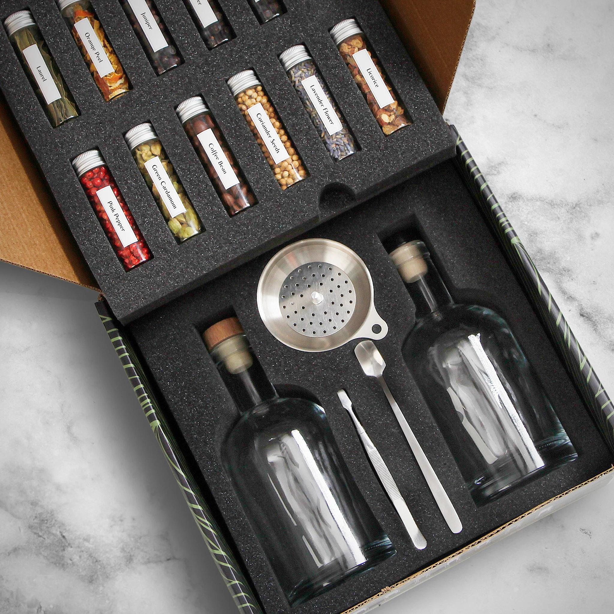 Mark & Bond Botanical Bliss Diy Gin Kit, Cocktail Infusion Kit ...