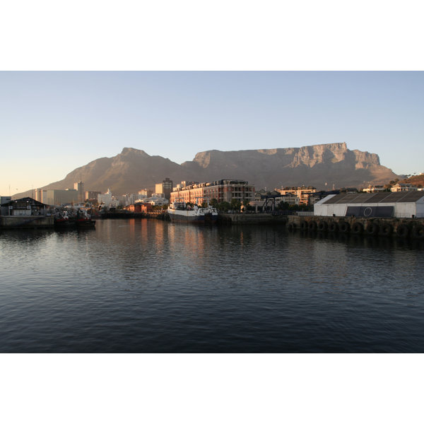 Breakwater Bay Table Mountain Cape Town by Wysiati - No Frame Art ...