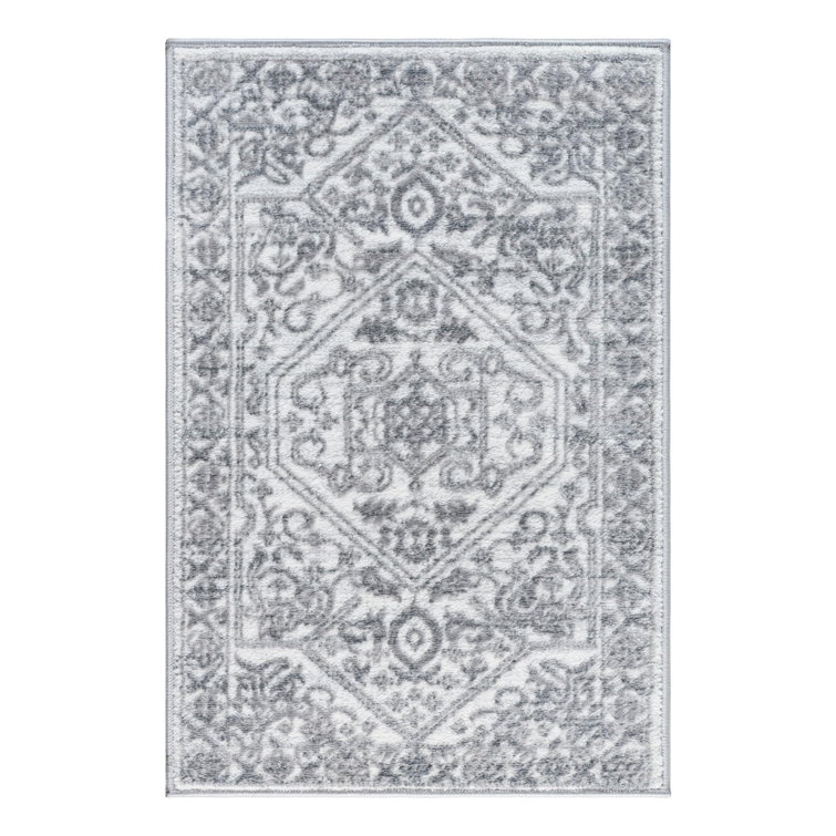 Charlton Home® Cordelro Oriental Indoor Rug & Reviews | Wayfair