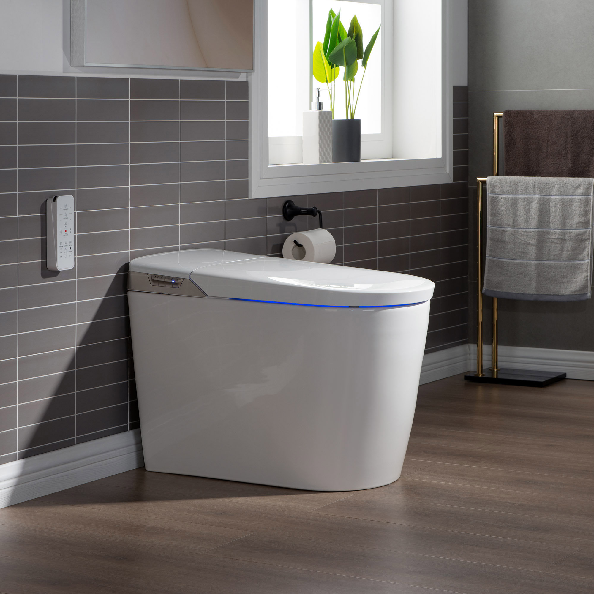 WoodBridge Auto Open/Close Smart Bidet Toilet with Built-in Tank, Auto ...