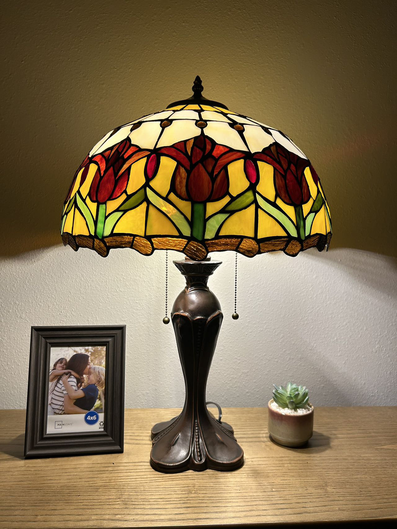 Bloomsbury Market Halona Tiffany Table Lamp Stained Glass Tulips LED ...