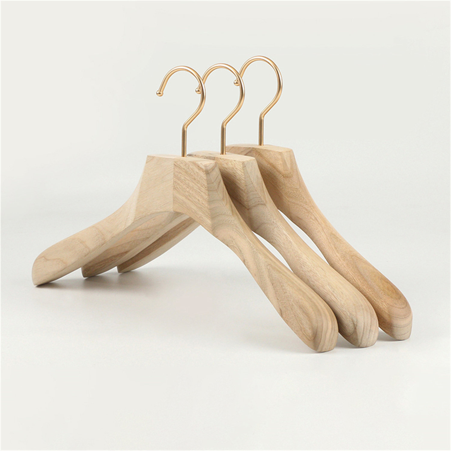 Rebrilliant Camphor Wood Hangers - Natural Solid Wood Clothes Hangers ...