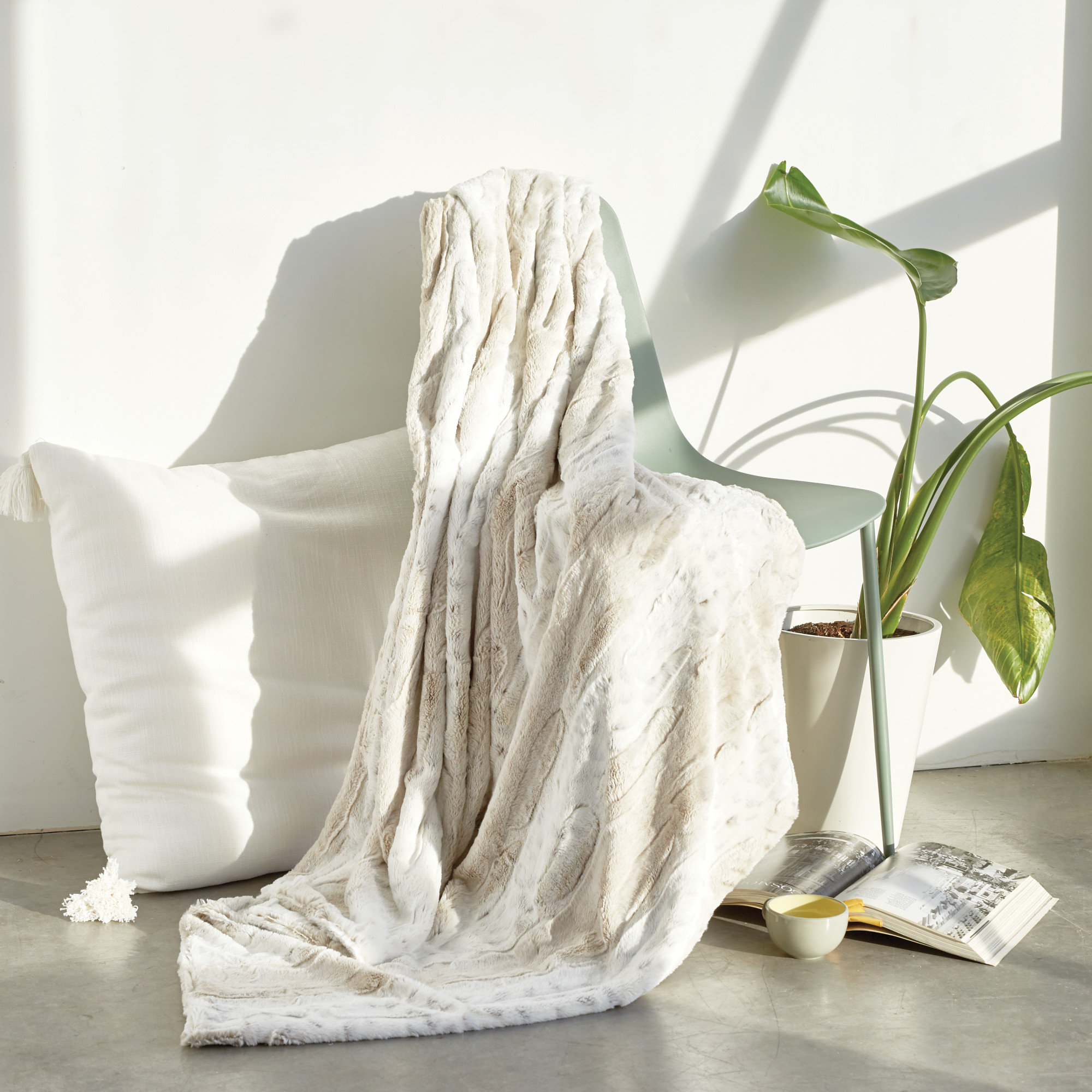 Peri Home Snow Leopard Polyester Throw & Reviews | Wayfair