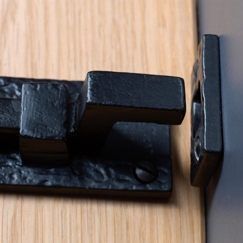 Hammer and Tongs Hammer & Tongs - Cranked Antique Fish Tail Bolt ...