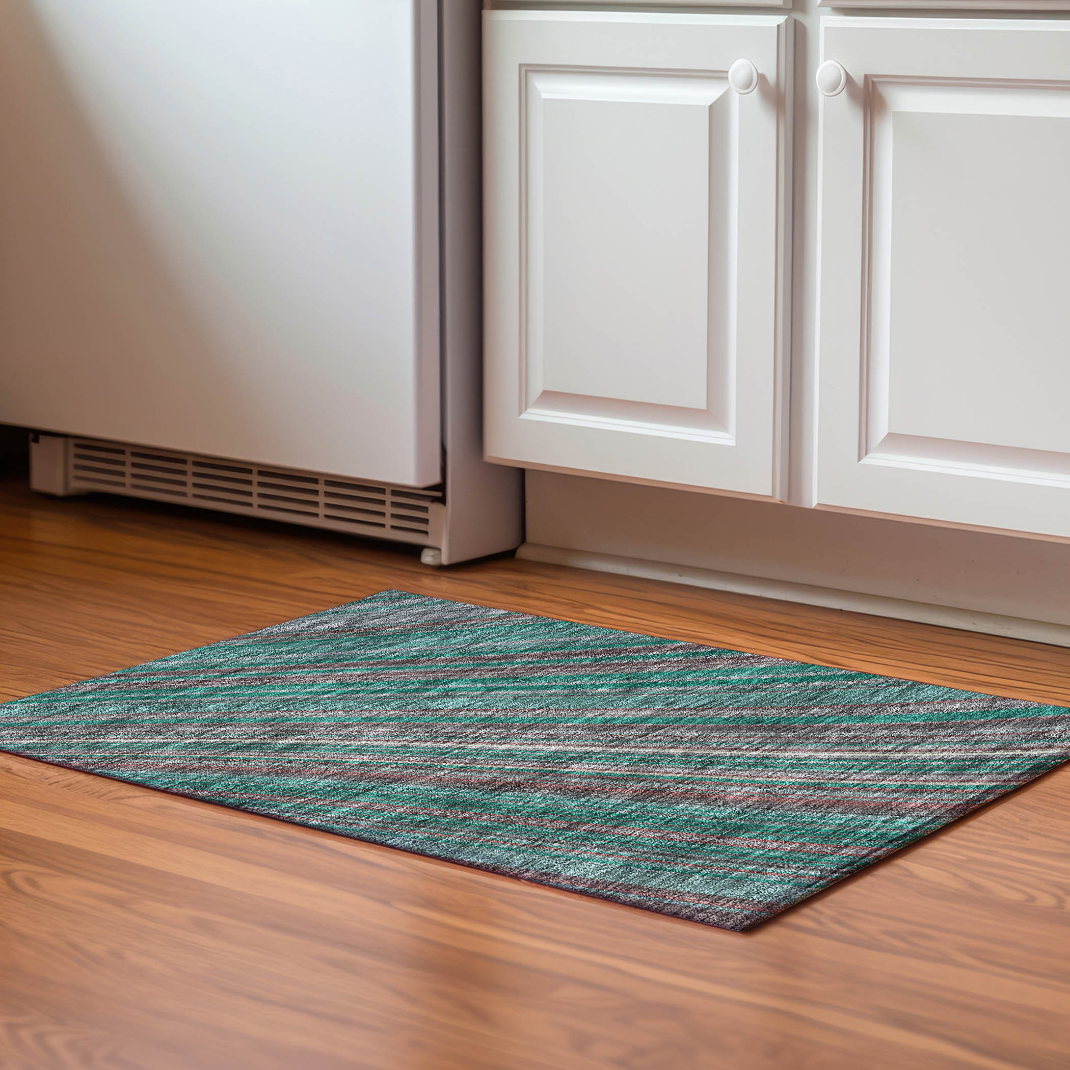 Bungalow Rose Premium Machine Washable Hudock Emerald Rug | Wayfair