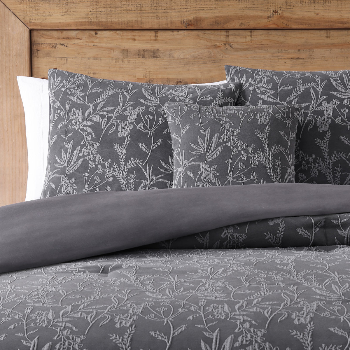 Design Studio Botanical Grey 4-Piece Stonewashed Jacquard Comforter Set ...