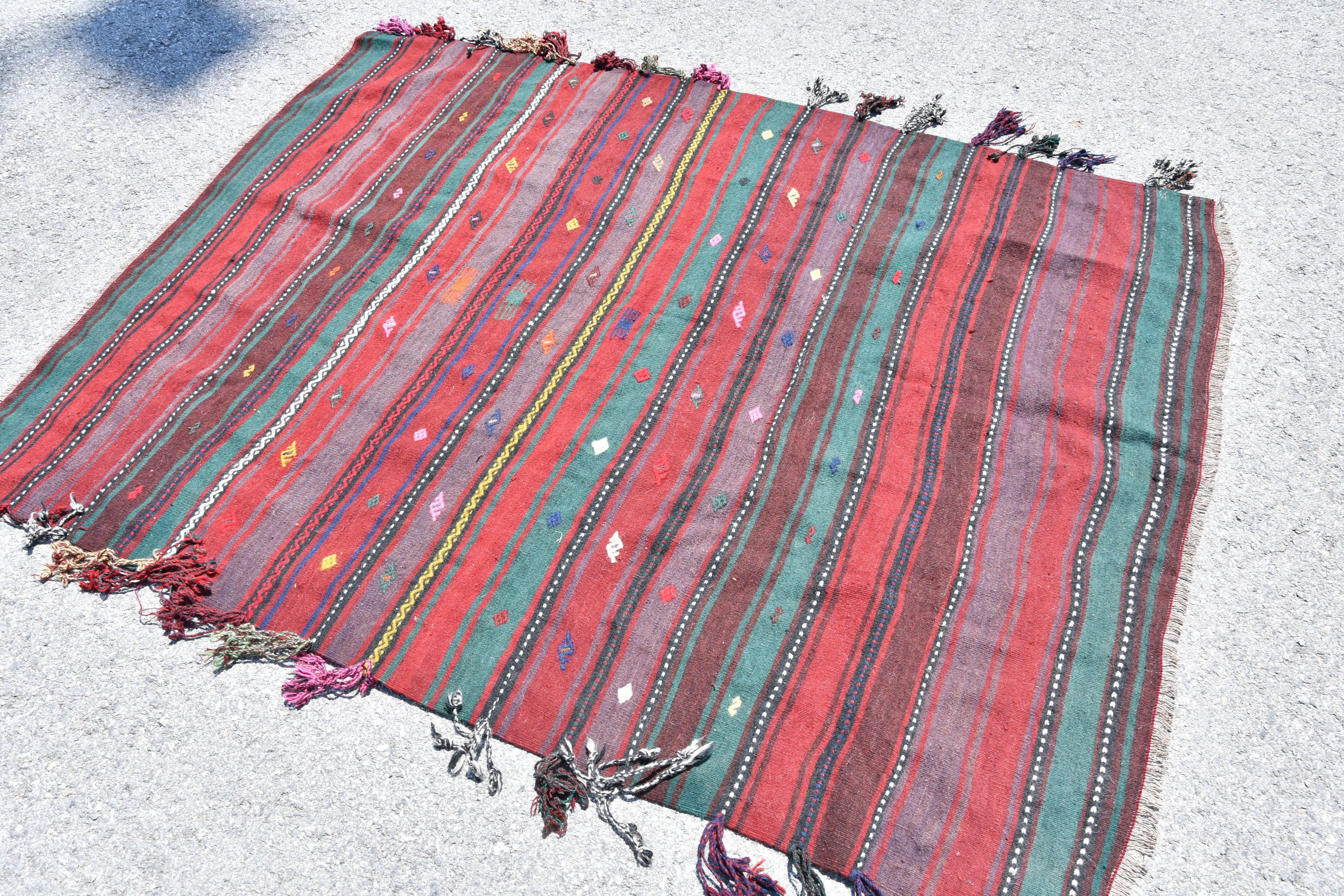 Dakota Fields Handmade Bohemian Striped Turkish Vintage Kilim: Ethnic ...