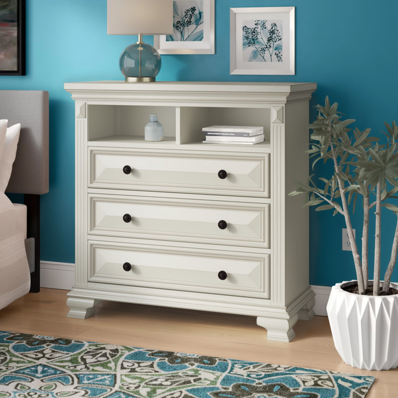 Lark Manor Alauna 3 - Drawer Dresser & Reviews | Wayfair