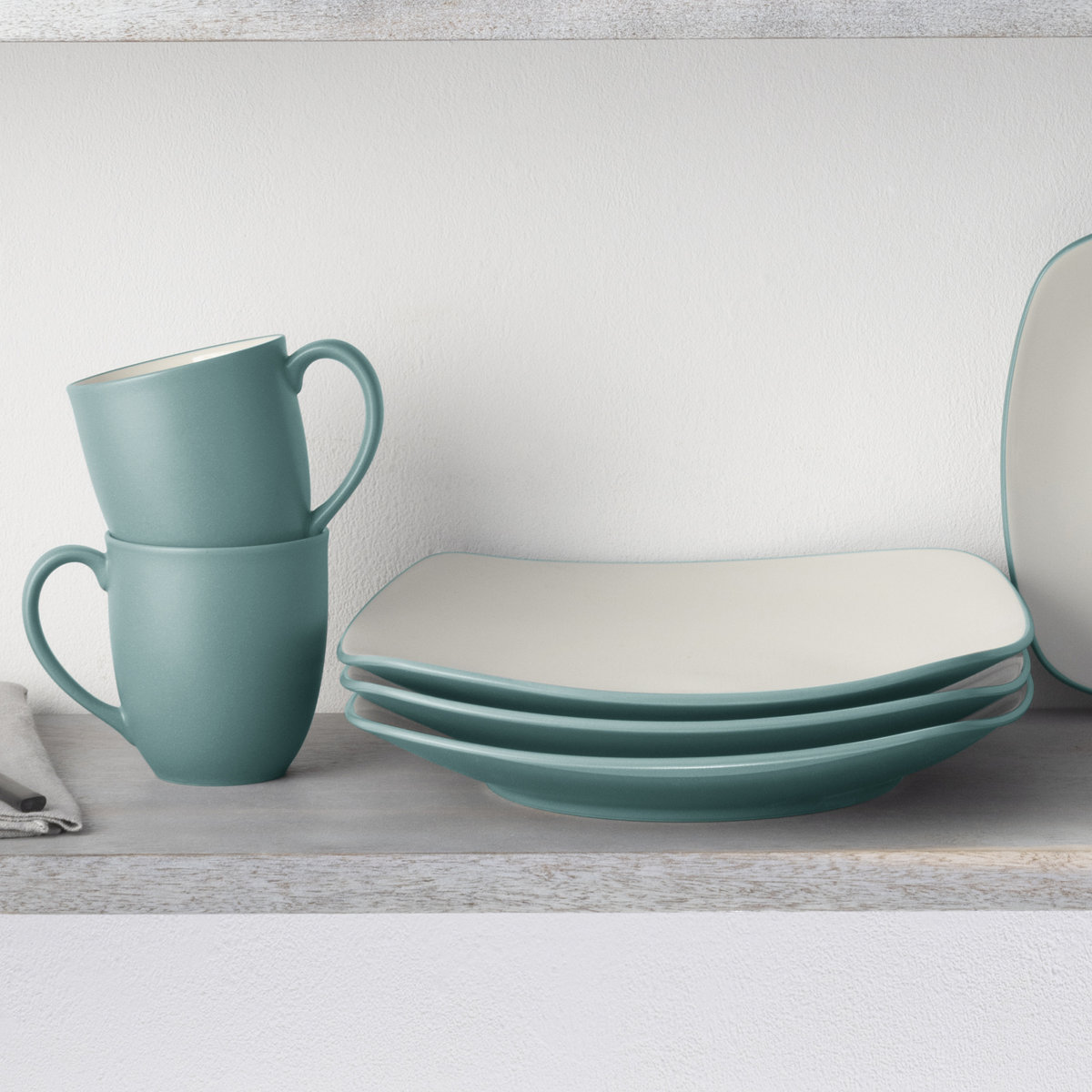 Noritake Colorwave 16-Piece Square Dinnerware Set, Service for 4 ...