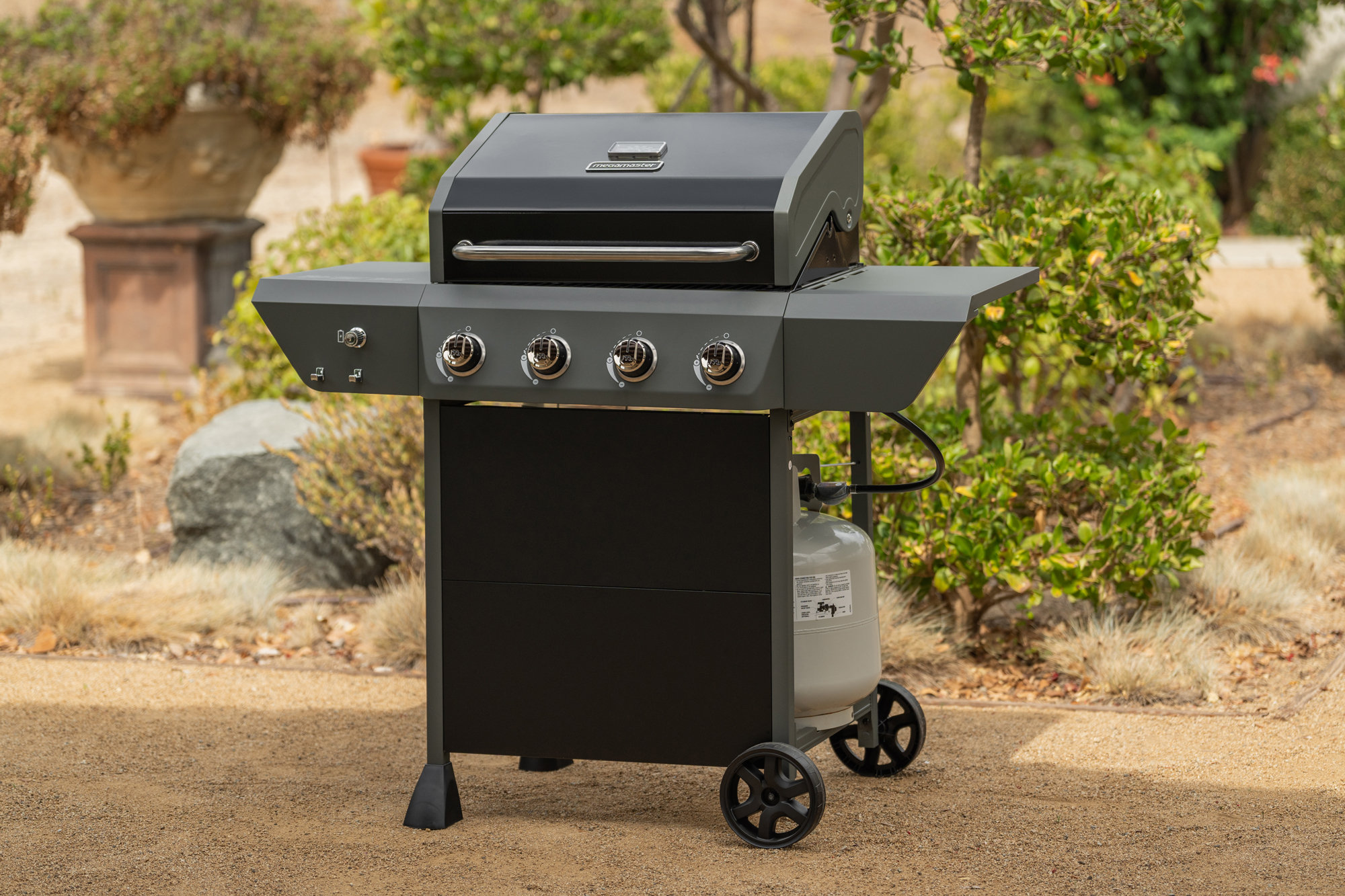 Megamaster 4 - Burner Freestanding Liquid Propane Gas Grill & Reviews ...