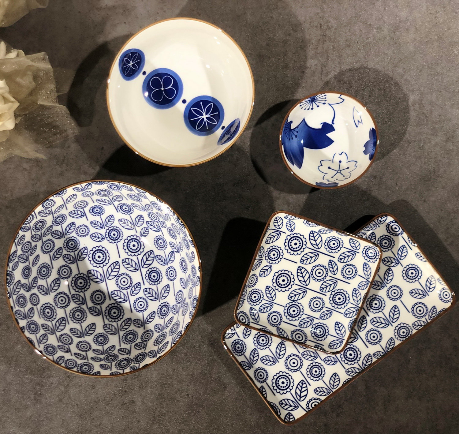Winston Porter Indigo Blue 6 Pc Bowl Set ( 2- 6" Bowls/ 4 - 4" Bowls ...