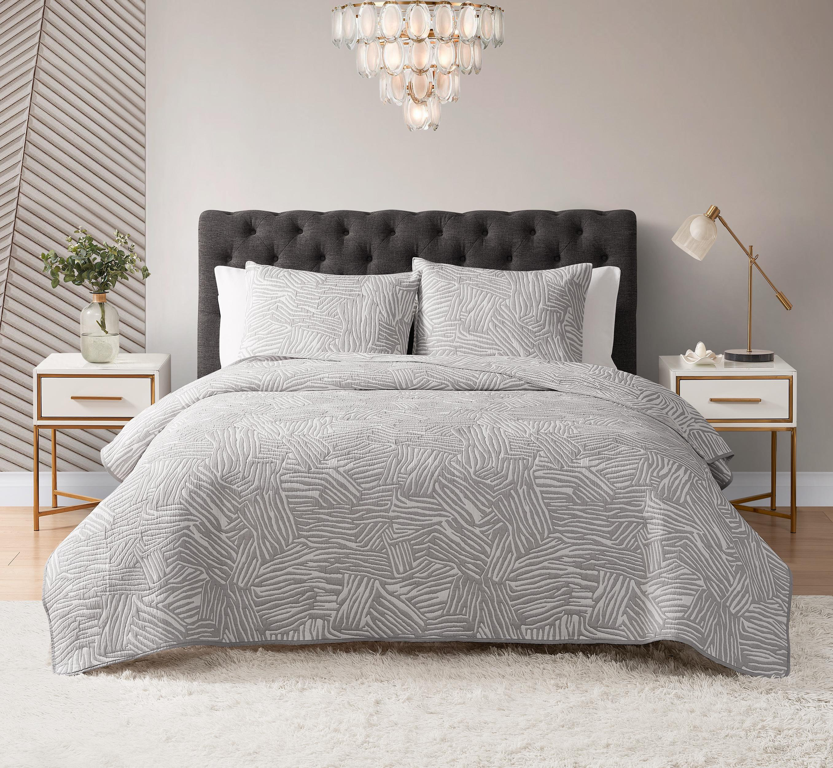 DESIGN STUDIO Abstract Zebra Light Grey 3-Piece Soft Matelasse Jacquard ...